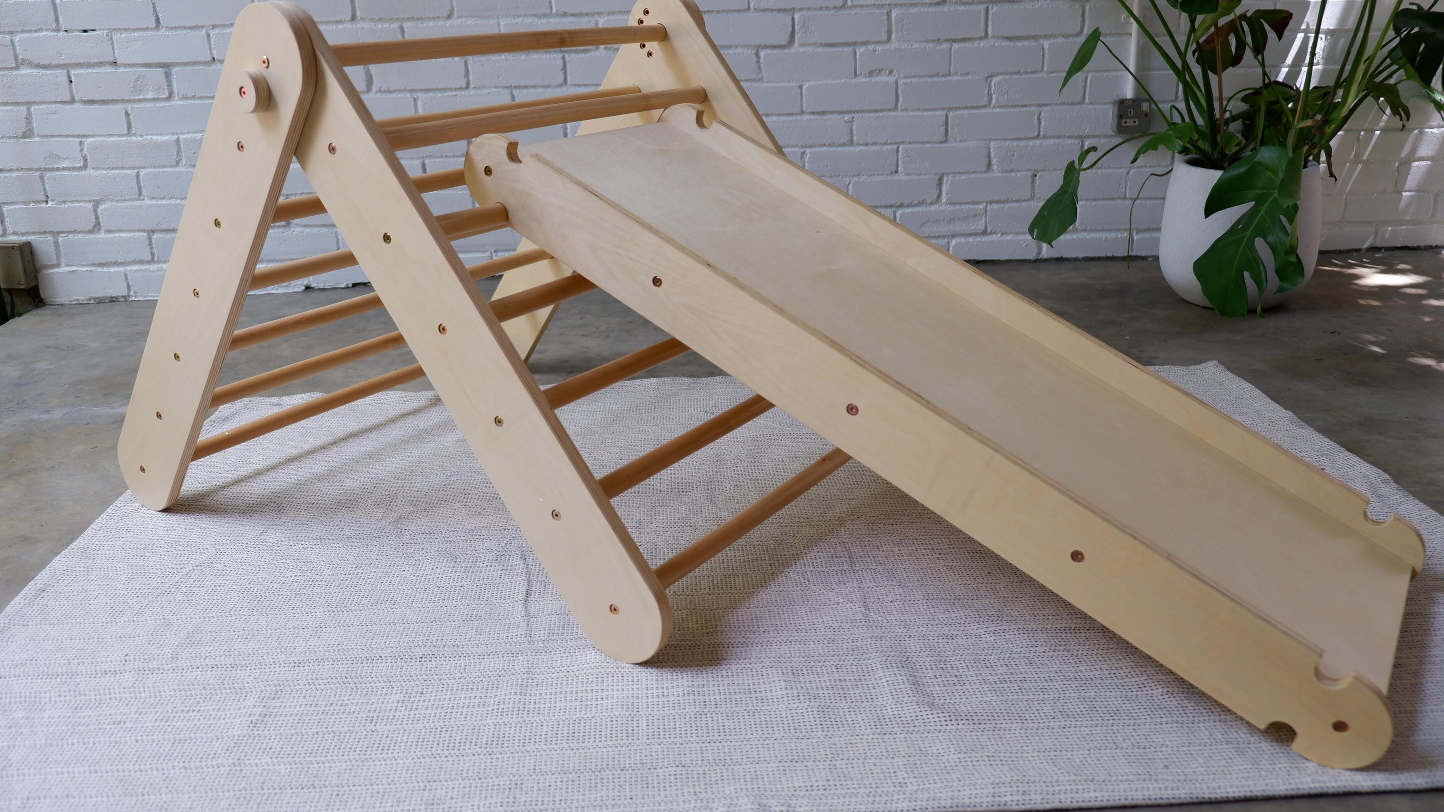 The Finley Pikler and Reversible Slide/Ramp bundle – Suteki